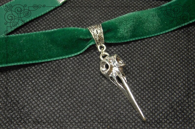 GREEN RAVEN BIRD Skull Velvet Choker Necklace | Gothic Raven Choker ...