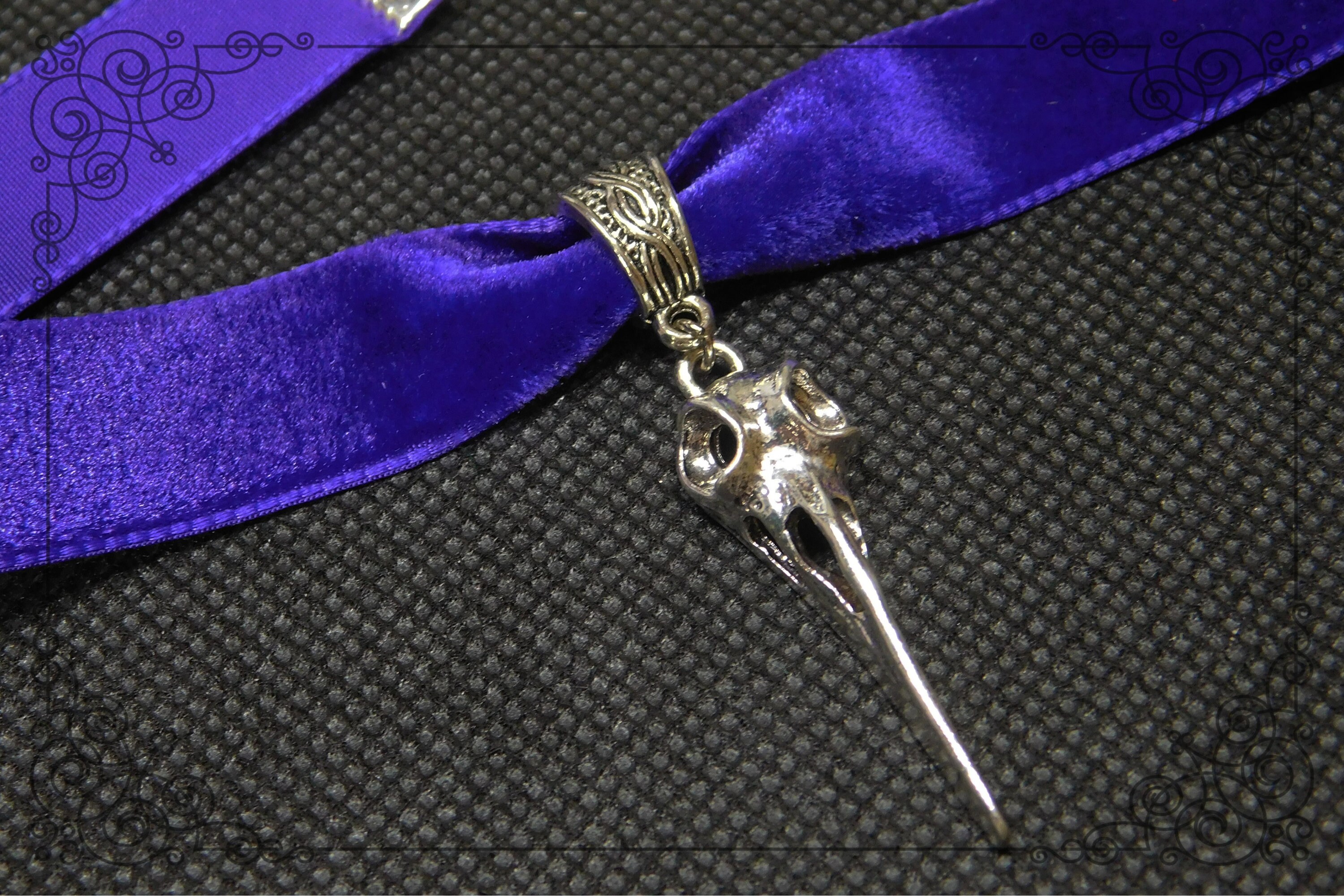 PURPLE RAVEN BIRD Skull Velvet Choker Necklace | Gothic Raven Choker ...