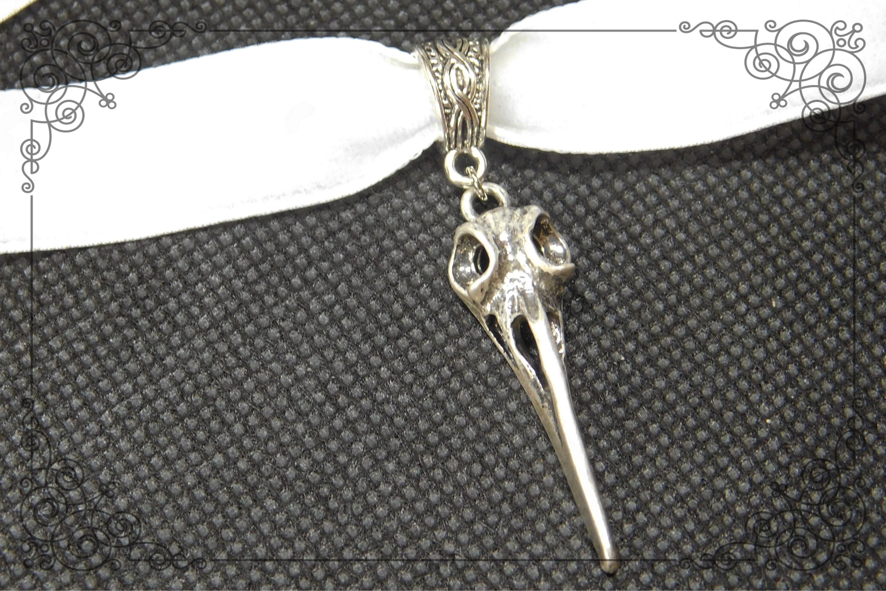 WHITE RAVEN BIRD Skull Velvet Choker Necklace | Gothic Raven Choker ...