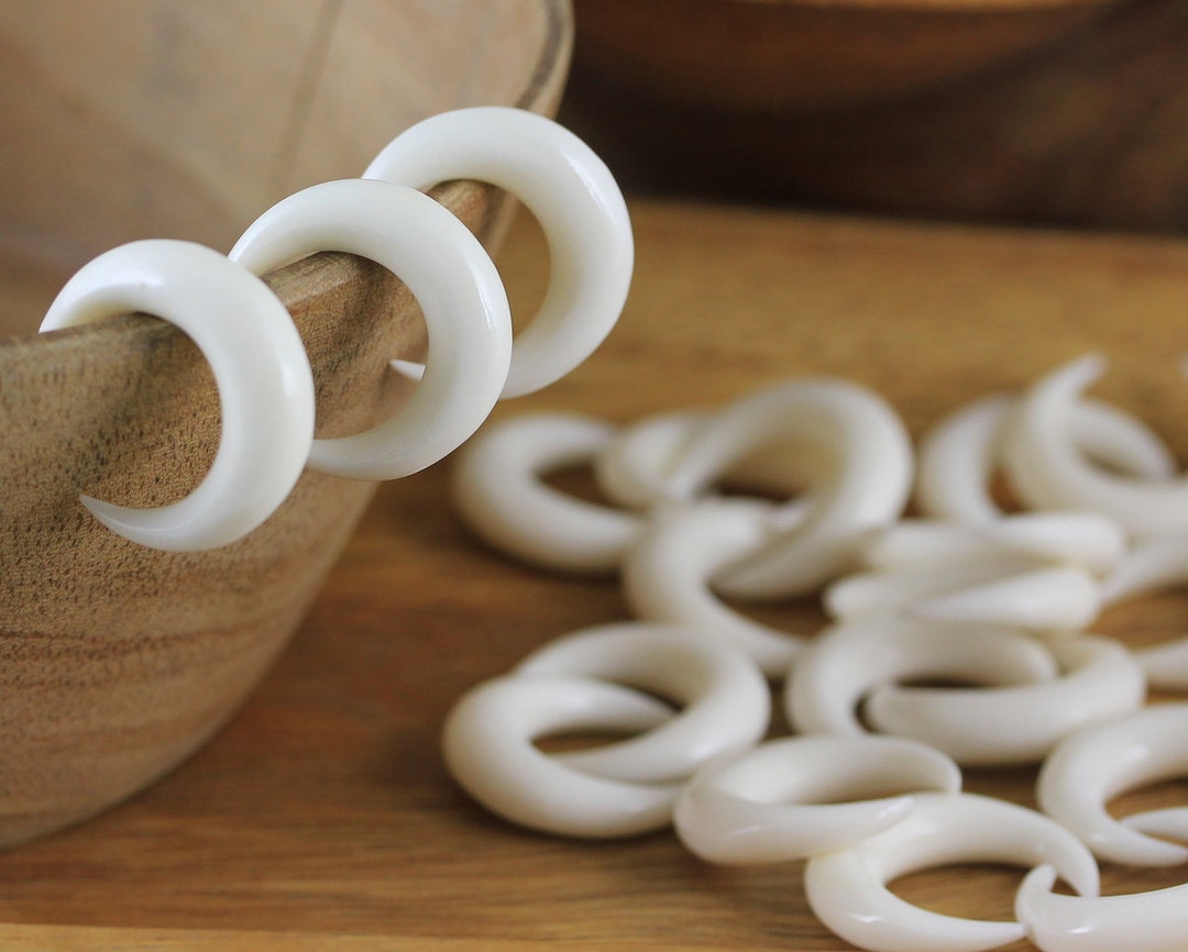 Bone Double Horn Crescent • Hand Carved Bone Moons • 20mm - Etsy