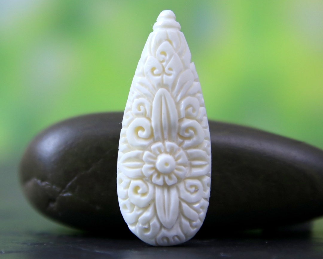 Faux Ivory Triable Carved Teardrop Cabochon Focal Pendant Bead ...