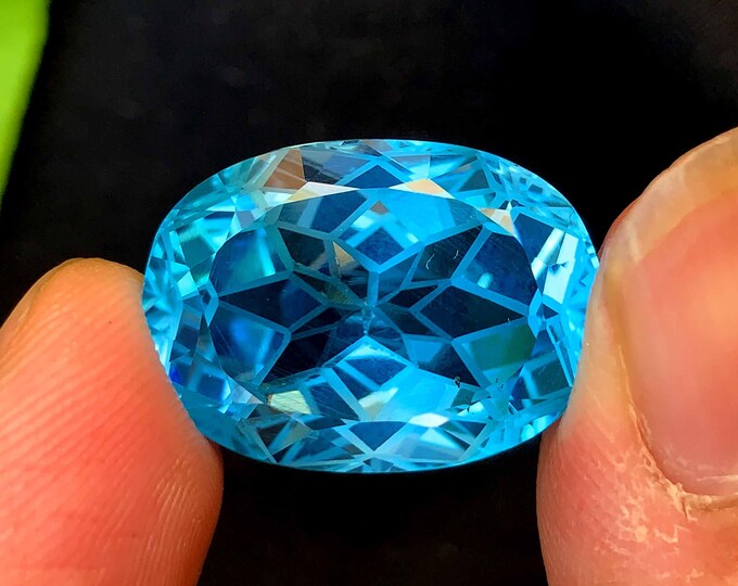 Natural Topaz Twinned Crystal Champagne Color Diamond Cut Terminated ...