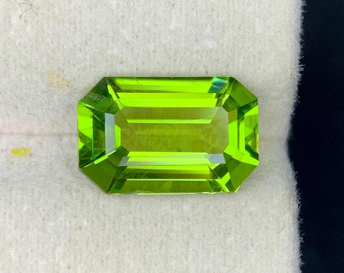 Peridot Cut Stone for Engagement Ring , Emerald Cut Hummingbird Green ...