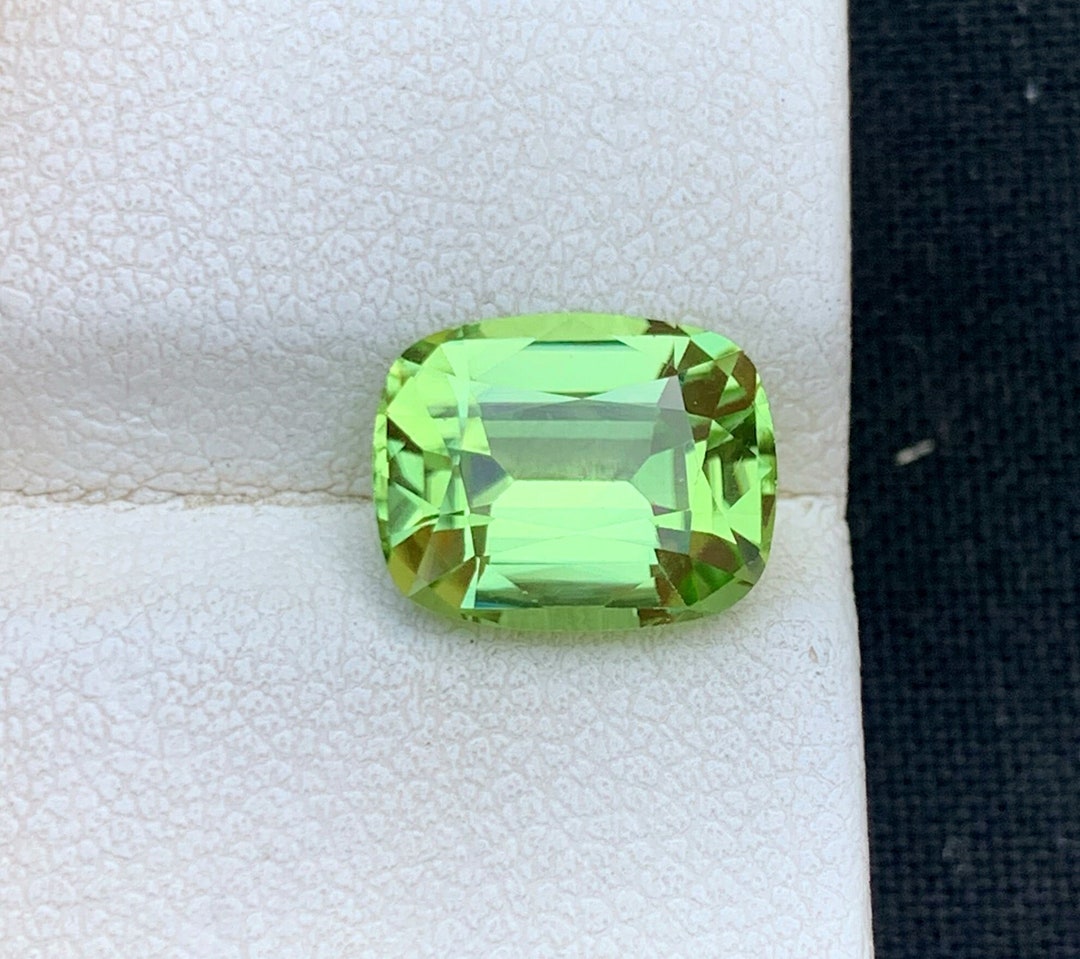 Cushion Cut Peridot Gemstone: 3.20 Carat Light Lime Green August ...