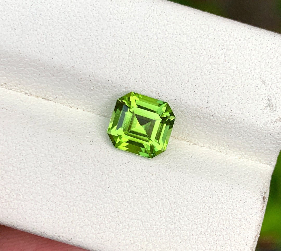 Peridot Cut Stone for Engagement Ring , Asscher Cut Natural Peridot ...