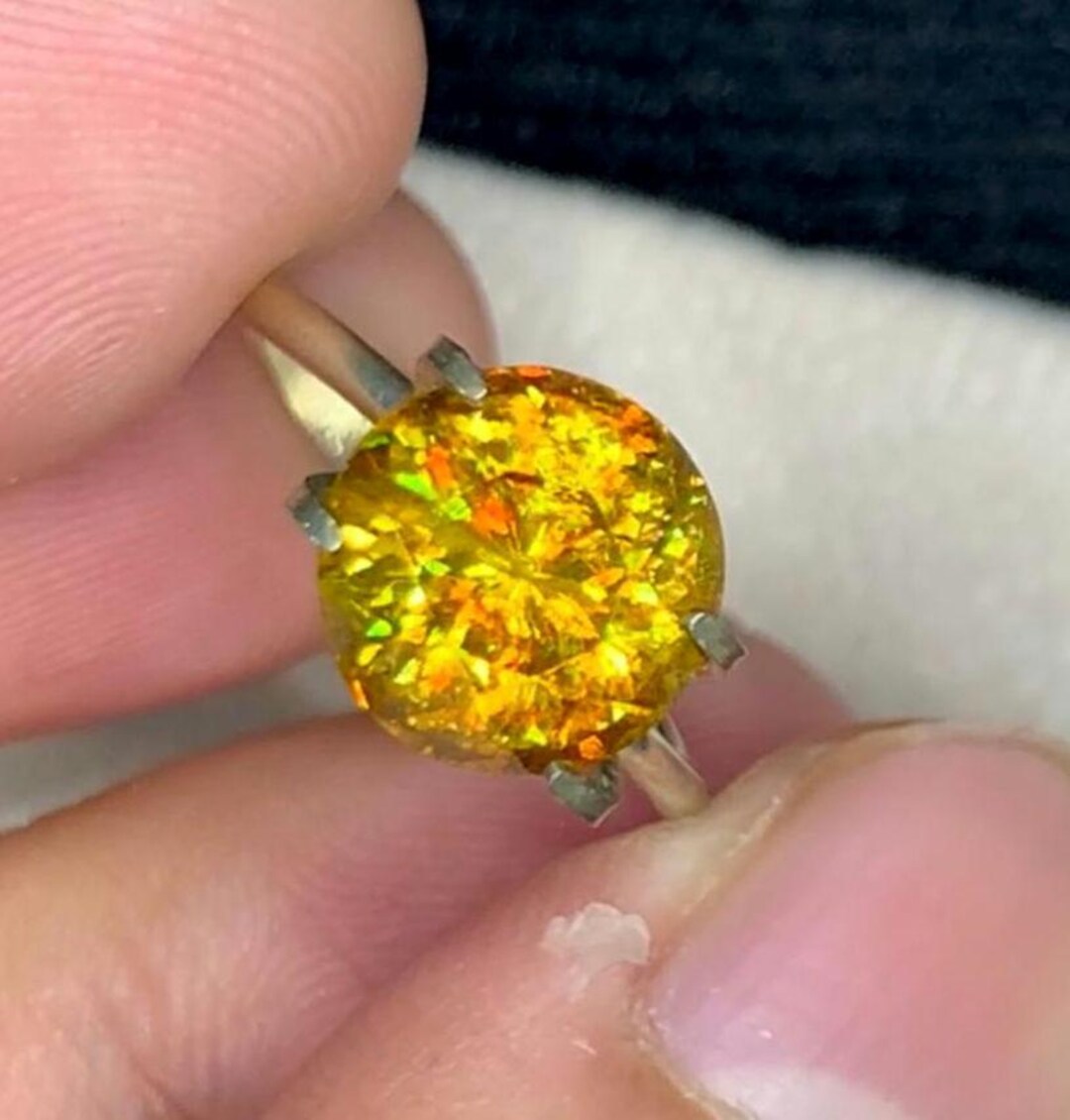 Ultra Fire Sphene Titanite Gemstone With Strong Trichroism , Round Cut ...