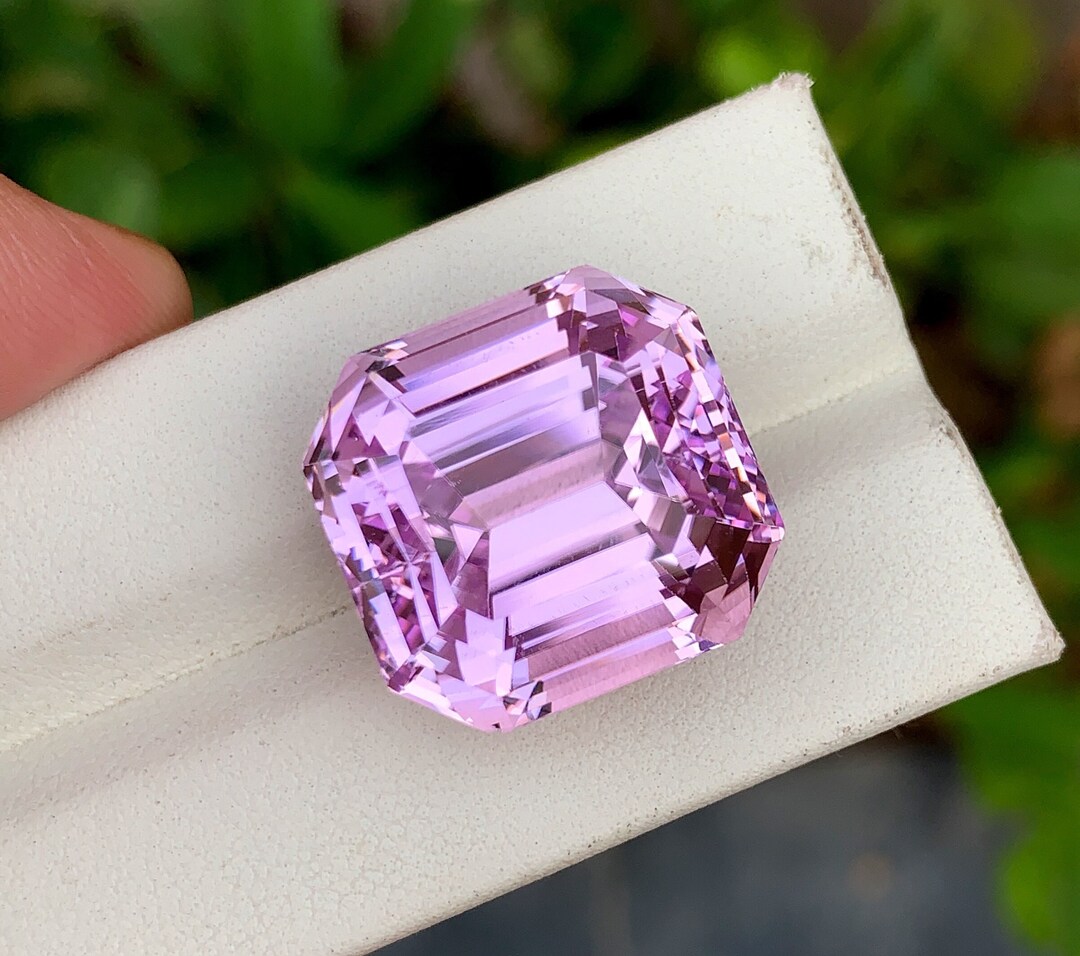 Electric Lavender Pink Kunzite Loose Gemstone , Square Emerald Shape ...