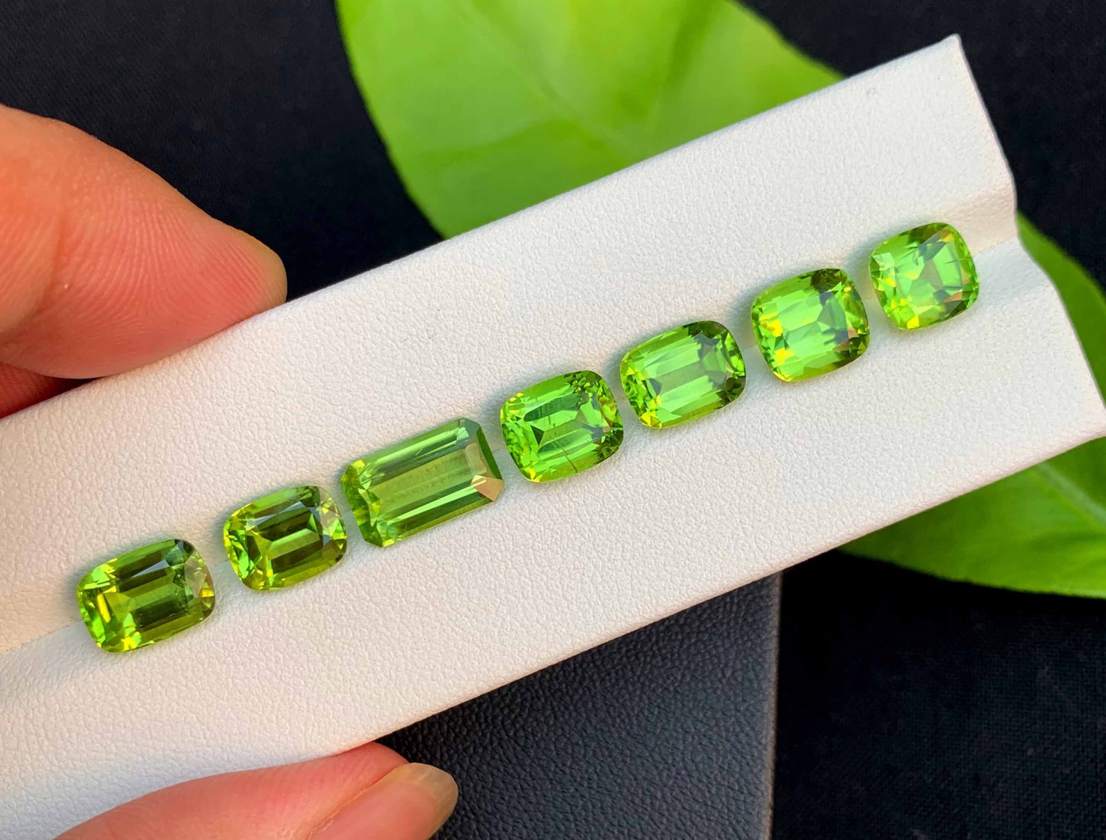 Top Color Natural Peridot Loose Gemstones Lot From Pakistan - 19.35 ...