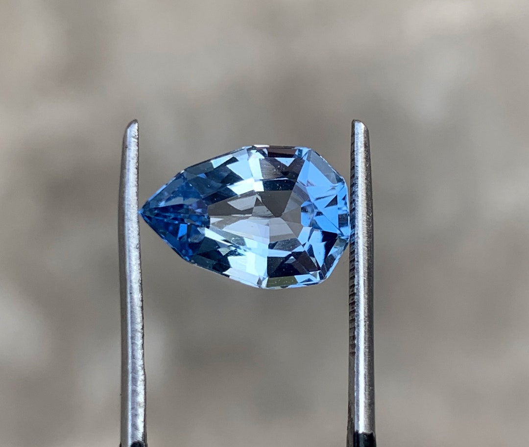 Santa Maria Color Aquamarine Beryl Gemstone , Fancy Pear Cut Aquamarine ...