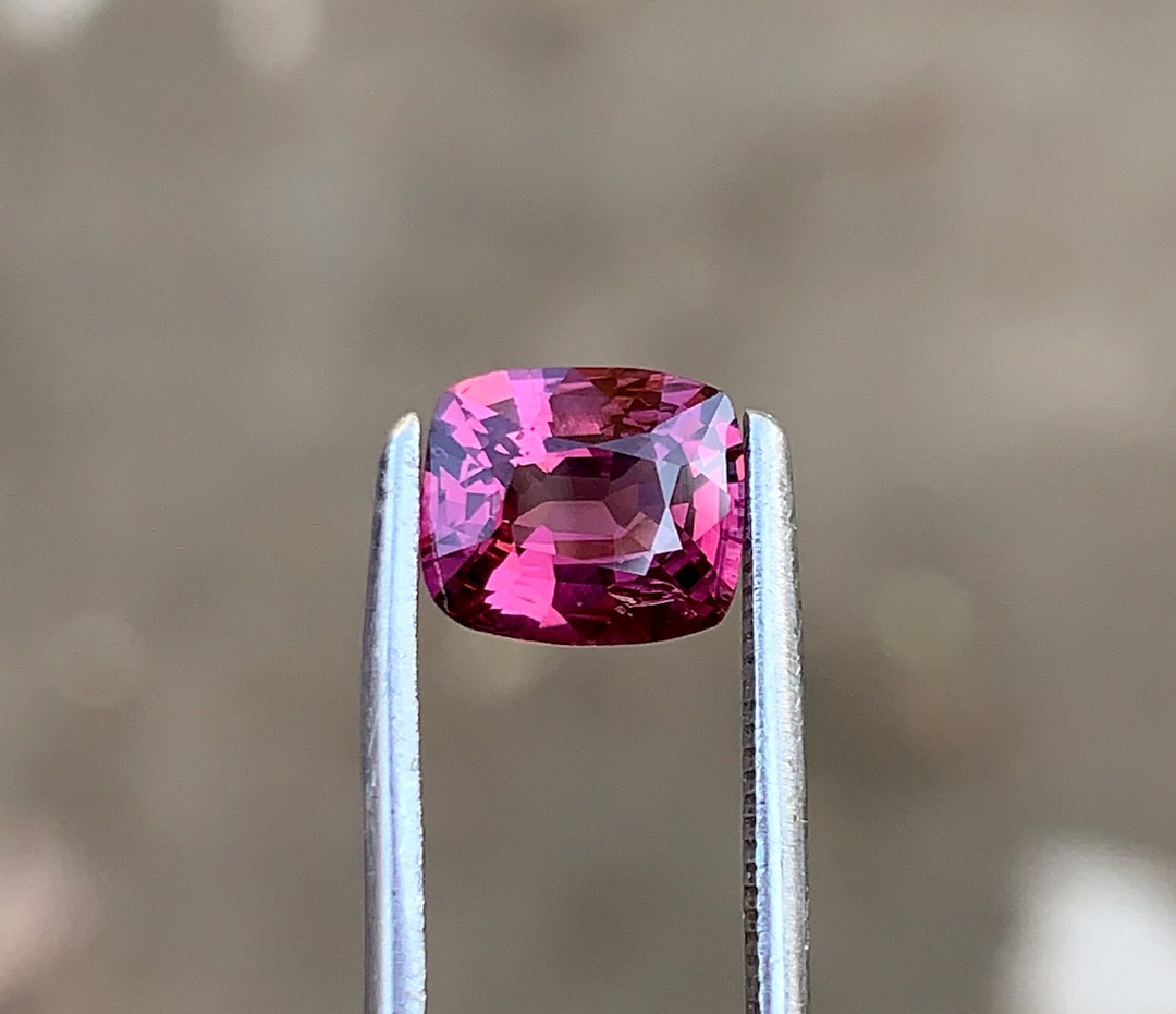 Natural Raspberry Pink Spinel Gemstone From Burma , Ring Size Spinel ...
