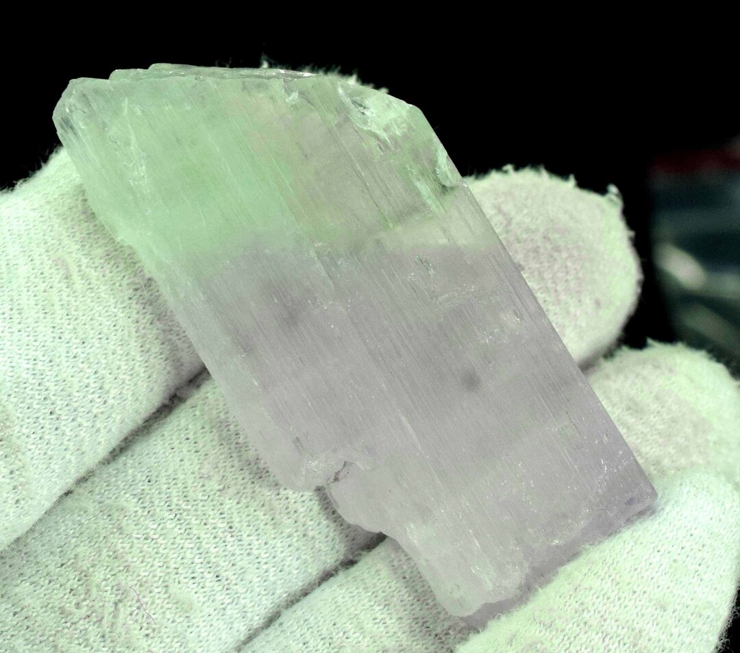 Bi-color Kunzite Spodumene Crystal Completely Terminated and Undamaged ...