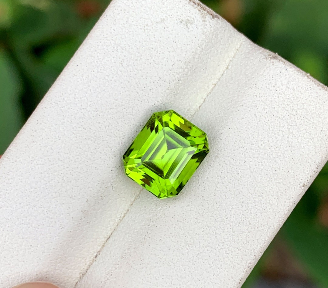 Peridot Cut Stone for Engagement Ring , Emerald Cut Natural Peridot ...