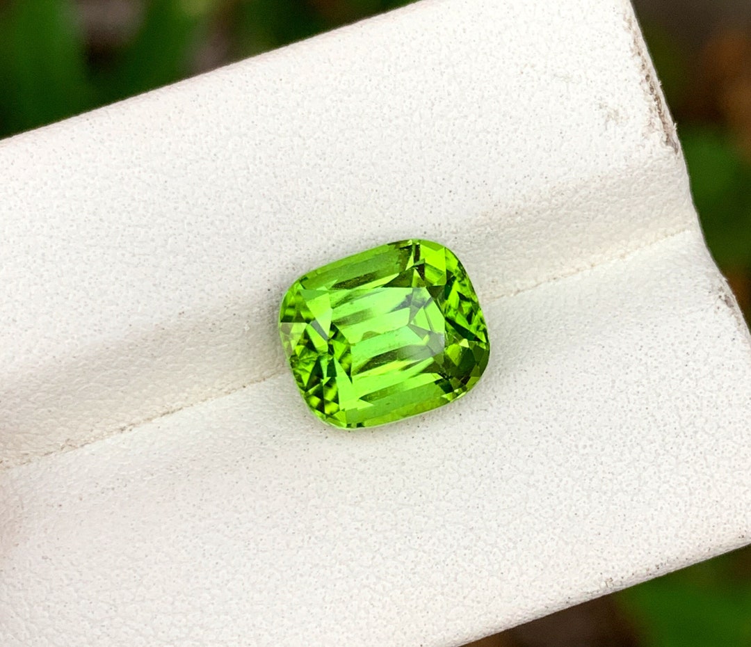 Peridot Cut Stone for Engagement Ring , Cushion Cut Natural Peridot ...