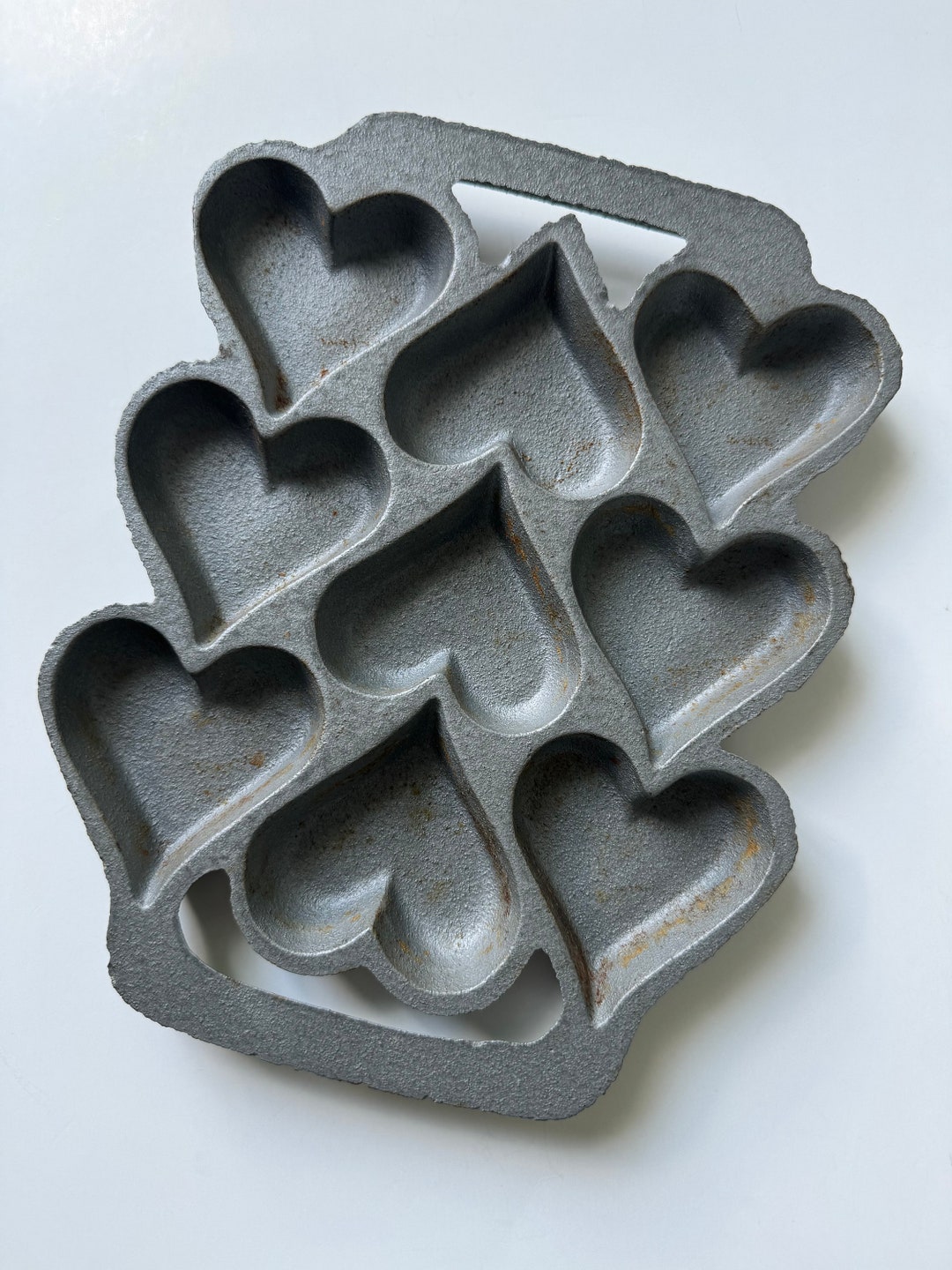 Vintage Cast Iron Heart Shaped Baking Mold / Griddle - Etsy