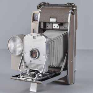 Vintage Mid Century Polaroid 800 Land Folding Type 40 Instant Roll Film ...