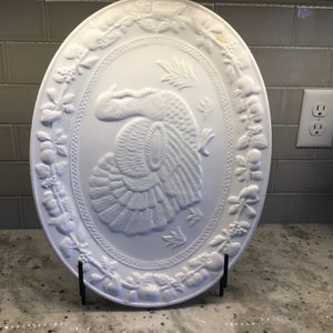 Shallow Table Top Platter Display Stand, Holder, Easel, for a Dish With ...