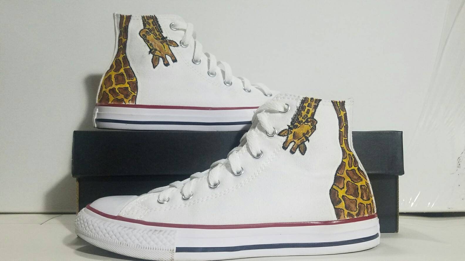 Giraffe design with print high top converse hand painted | Etsy