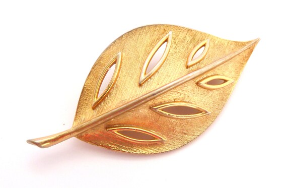 Vintage Modernist Style Leaf Design Open Work Detaile… - Gem