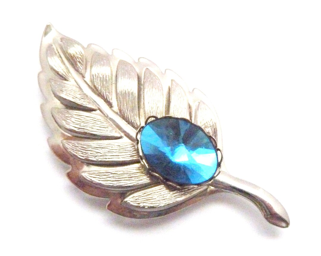 Vintage Large Layered Leaf Design Brooch With Blue Rivioli Rhinestone ...