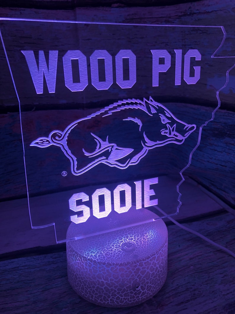 Arkansas Shape . Wooo Pig Sooie . Razorbacks . LED Desk Light . - Etsy