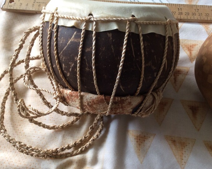 Hawaiian Knee Drum Puniu Kilu Kuliouou Coconut Niu Banana Cordage, Kapa ...