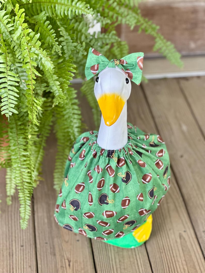 Team Spirit Goose Outfit: Porch Decor Dress & Bonnet or Bow - Etsy