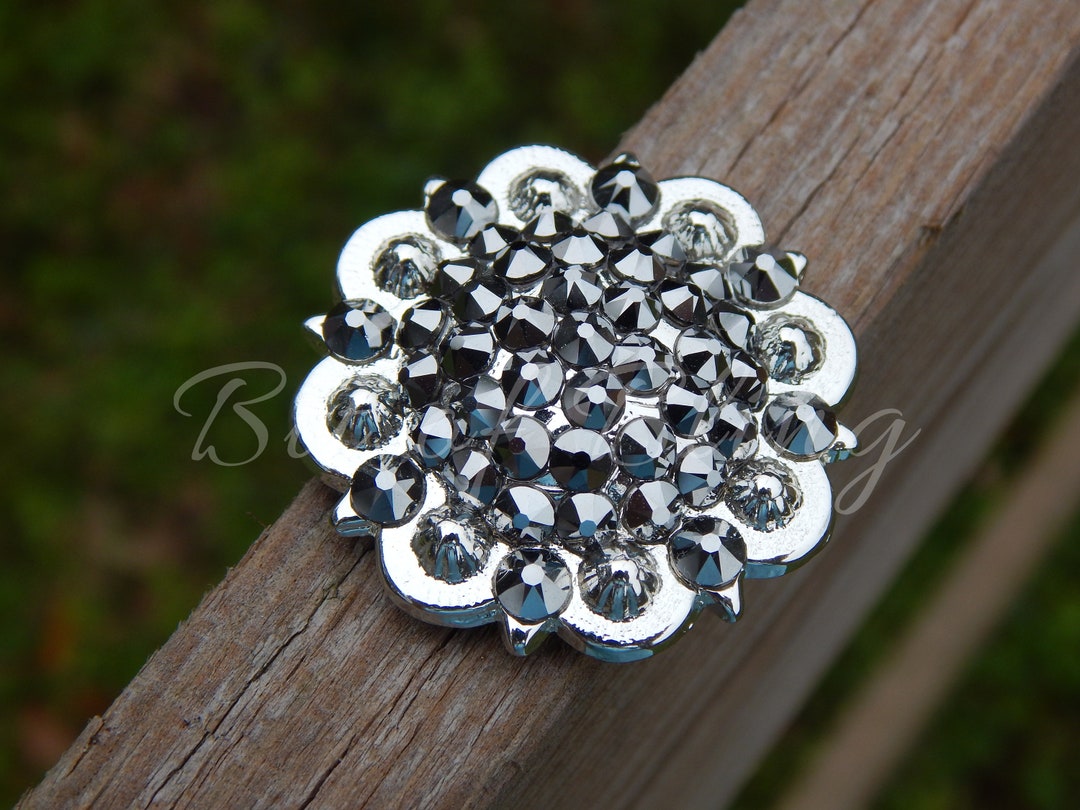 Round Berry Concho , Light Chrome/silver - Horse Tack ; Bling Concho ...