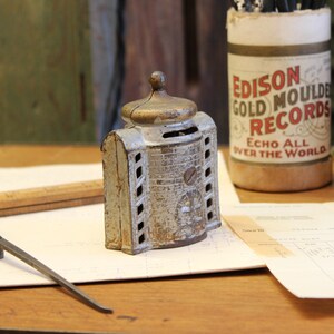 Antique Vintage Cast Iron A.C. Williams Presto Coin Money Bank Building ...