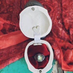Skull Engagement Ring Box for Proposing or Wedding Keepsakes, Ring Not ...