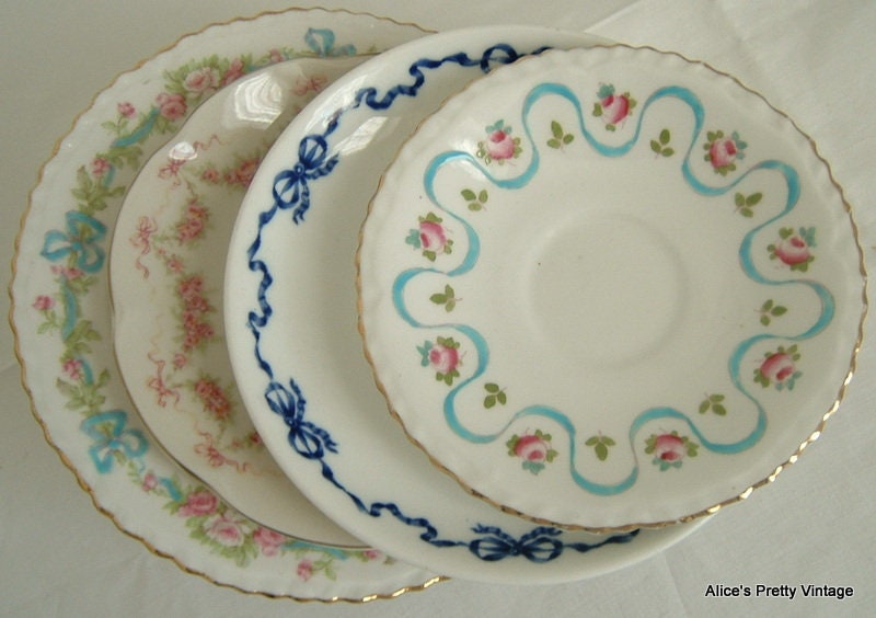 A Wonderful Set of Vintage Plates/dishes Ribbons and Bows Pretty Pretty ...