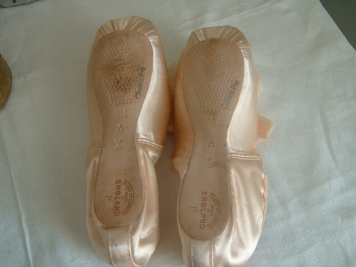 The Prettiest Ballet Shoes Beautiful for a Joan D'arc Setting - Etsy UK