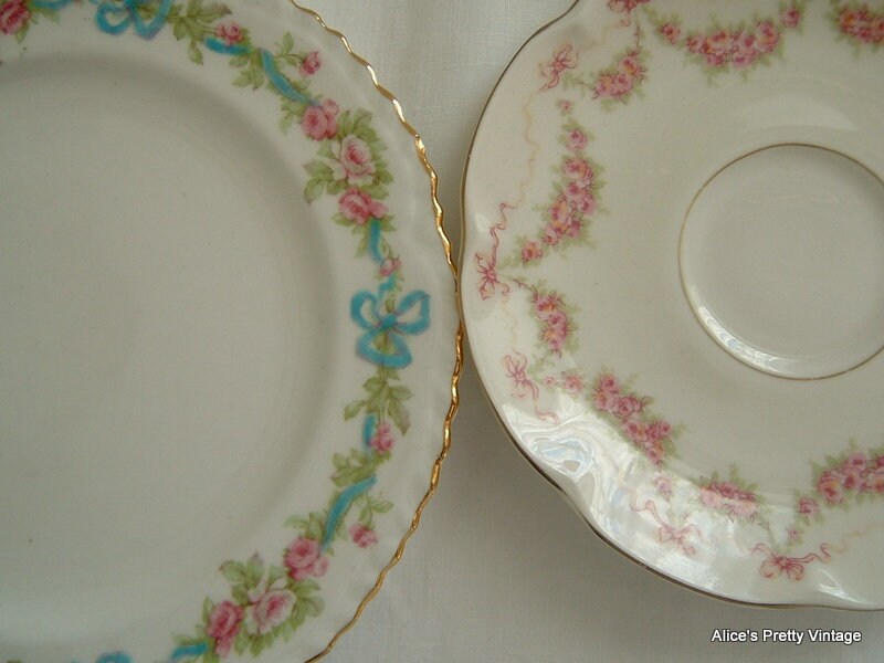 A Wonderful Set of Vintage Plates/dishes Ribbons and Bows Pretty Pretty ...