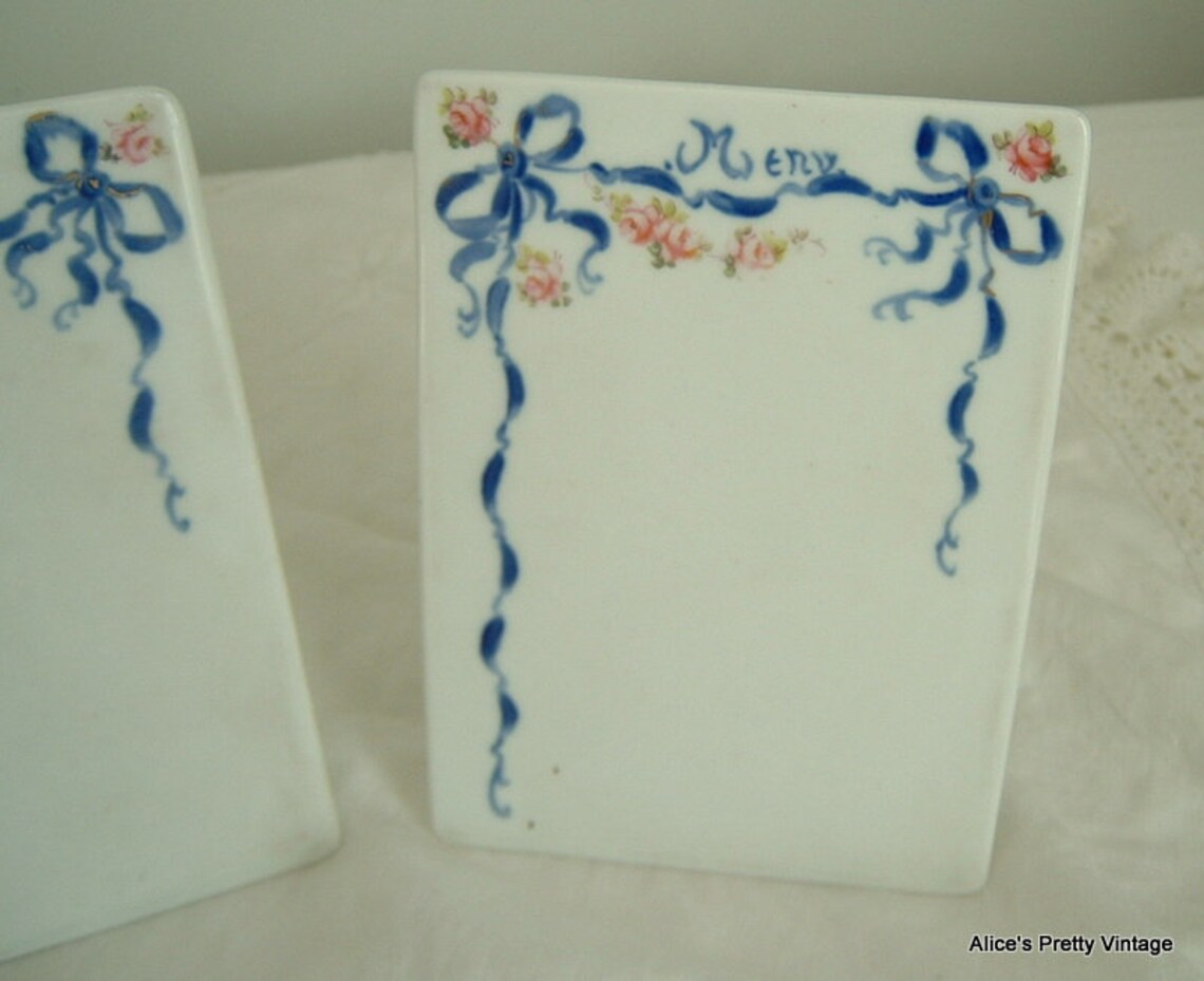A Very Pretty Set of 2 Menu Boards Ribbons and Bows Beautiful - Etsy