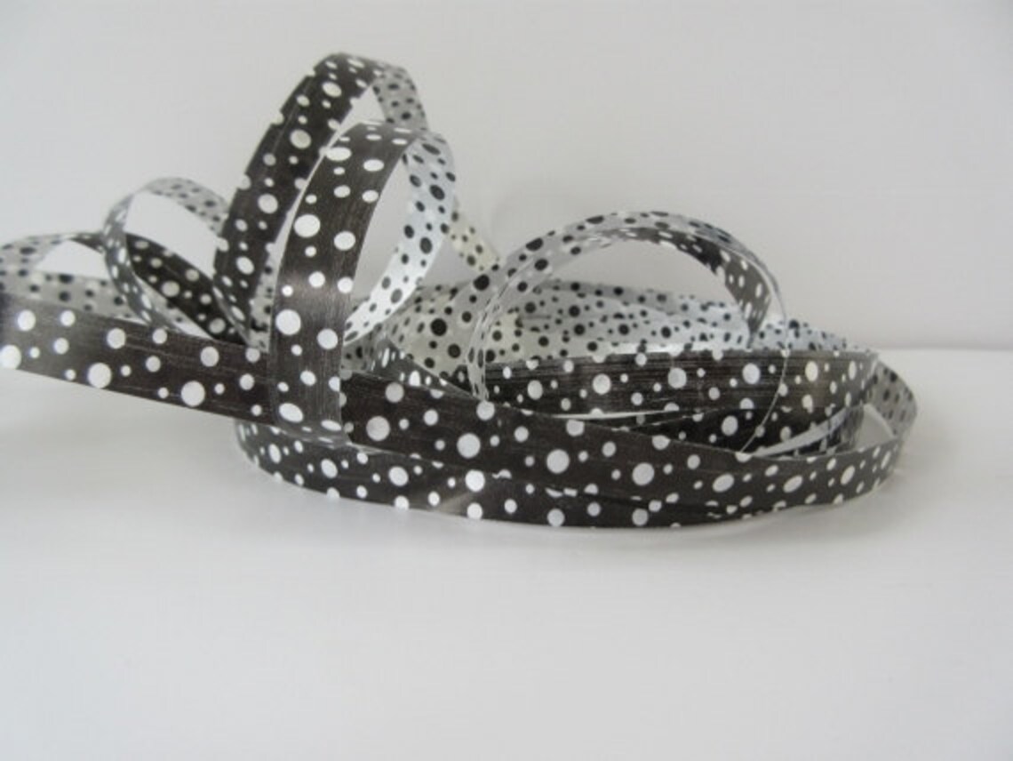 Black and White Curling Ribbon Reversible 3/8 Inch Wide - Etsy