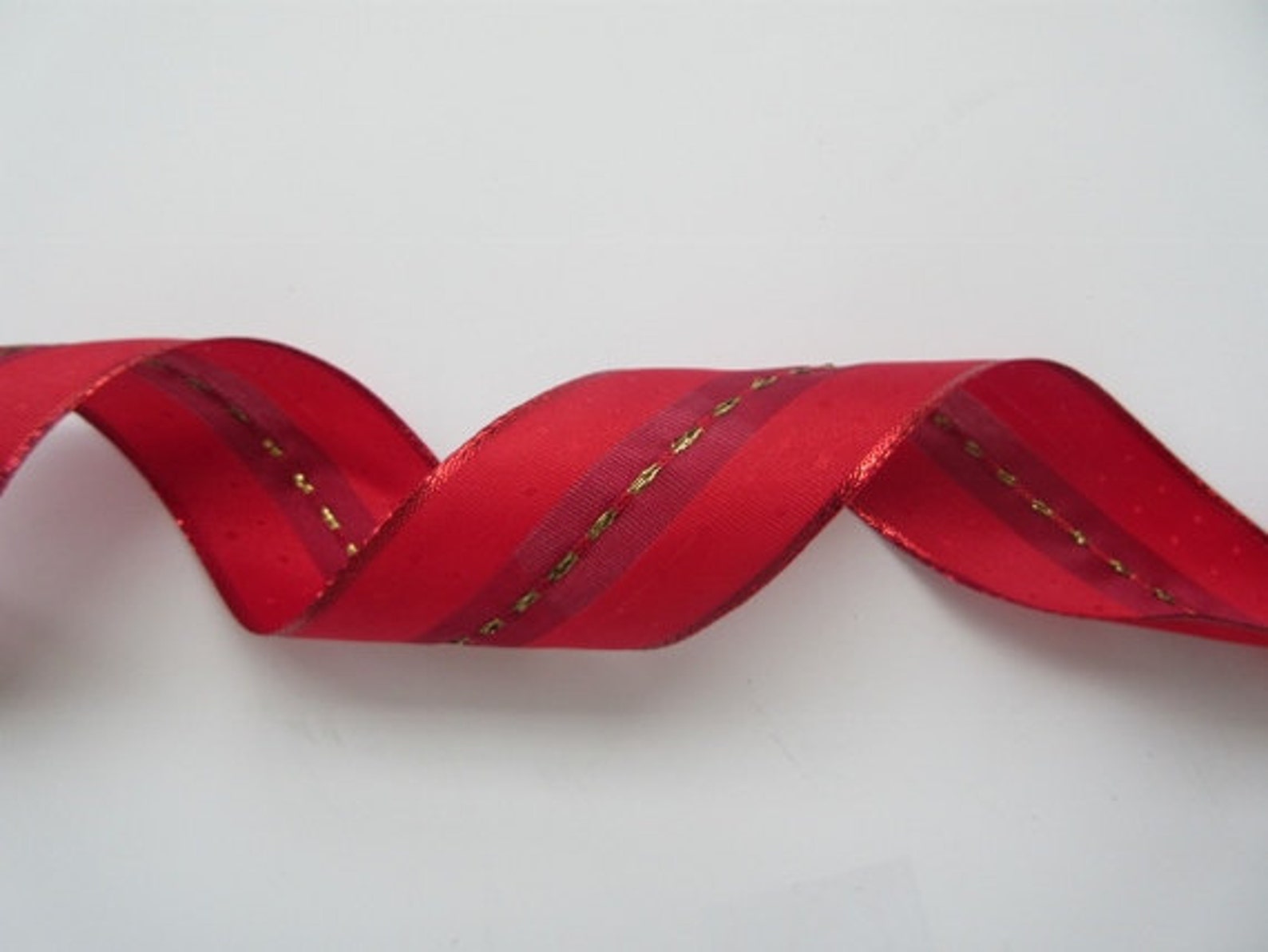 Red Ribbon Metallic Ribbon Holiday Wired Ribbon 1 1/2 - Etsy