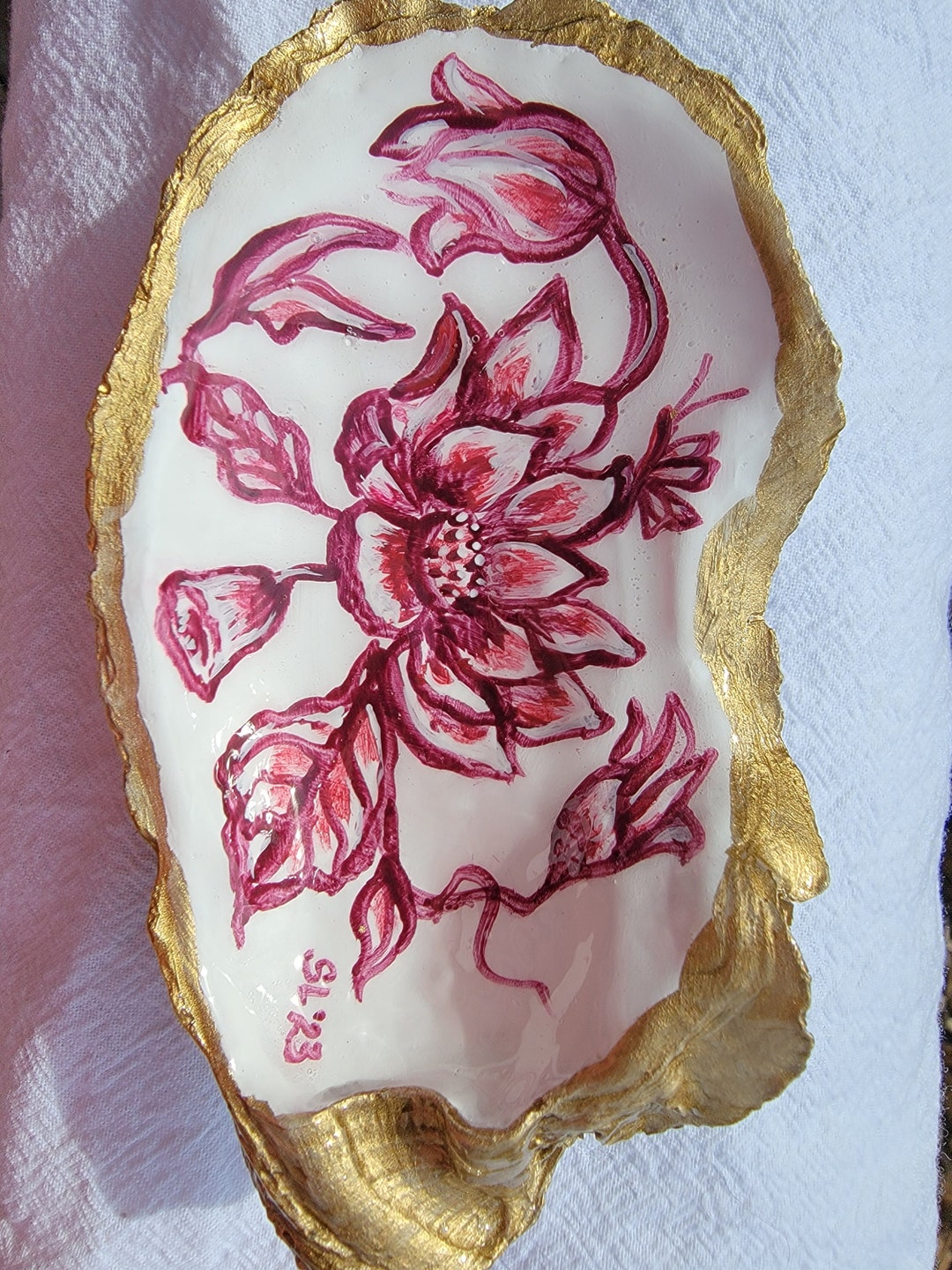 Kintsugi Inspired Red White & Gold Edges Floral Hand-painted Design 5 ...