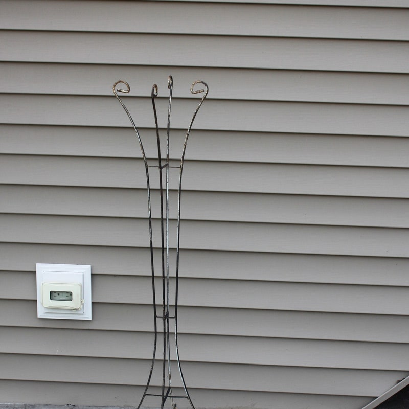 Wire Plant Stand - Etsy