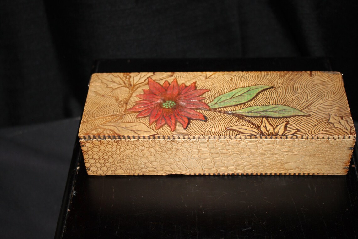 Vintage Pyrography Wood Box With Poinsettia - Etsy