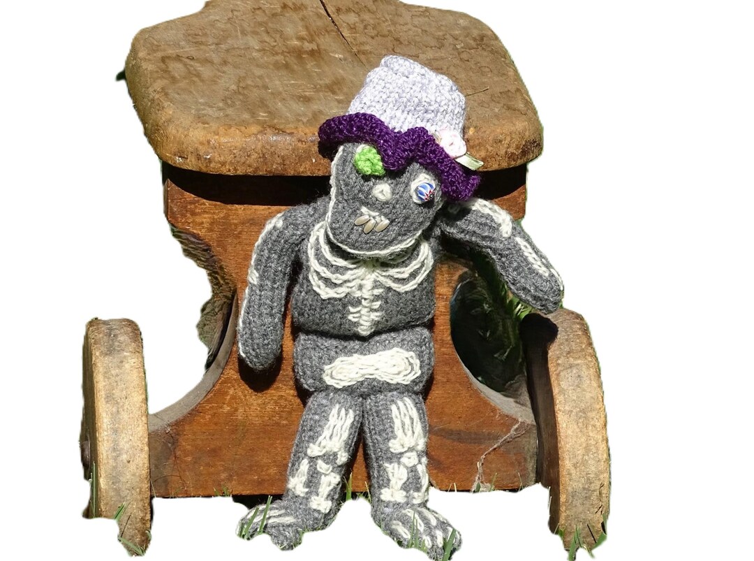 Zombie, Walkers, Zombie Doll, Halloween Doll, Knitted Zombie With Hat ...