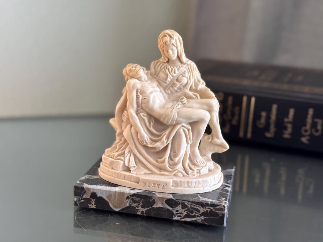 Pieta Statue Michelangelo Sculpture Jesus Mary Statue Replica Italy A ...