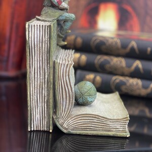 Jester Bookend Library Shelf Decor Statue Rustic Renaissance Fool ...