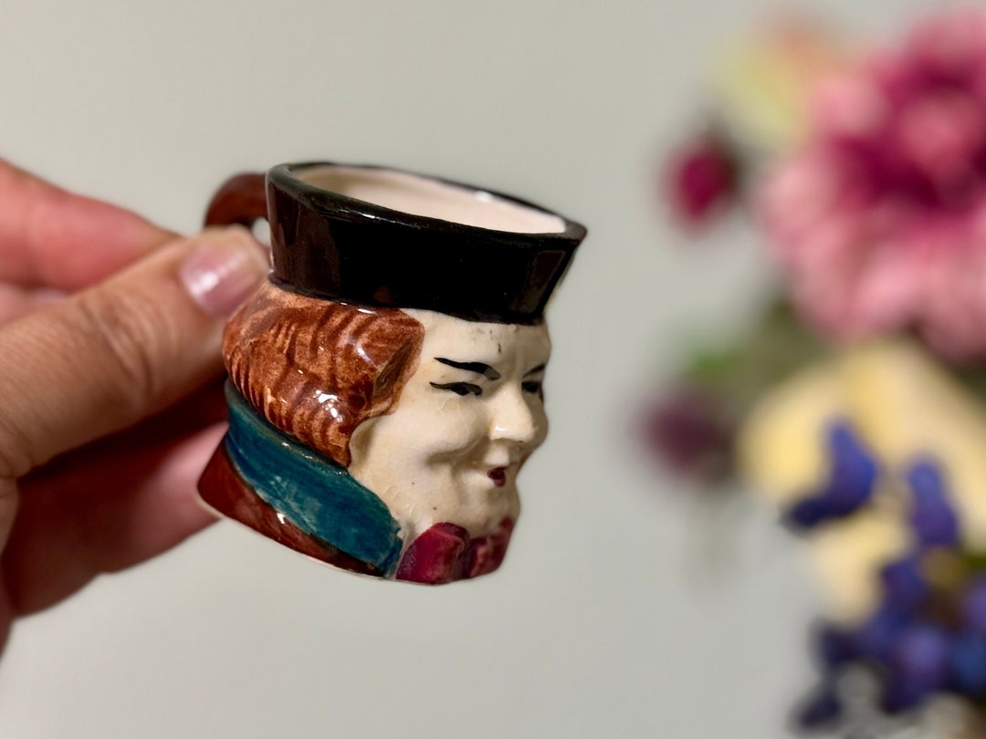 Shot Glass Colonial Toby Mug Face Mini Cup Ceramic Porcelain Figurine ...