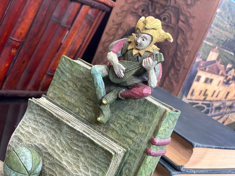 Jester Bookend Library Shelf Decor Statue Rustic Renaissance | Etsy