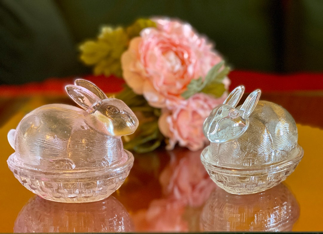 Glass Bunny Rabbit Candy Dish Butter Lidded Jar Cottage Table 0val ...