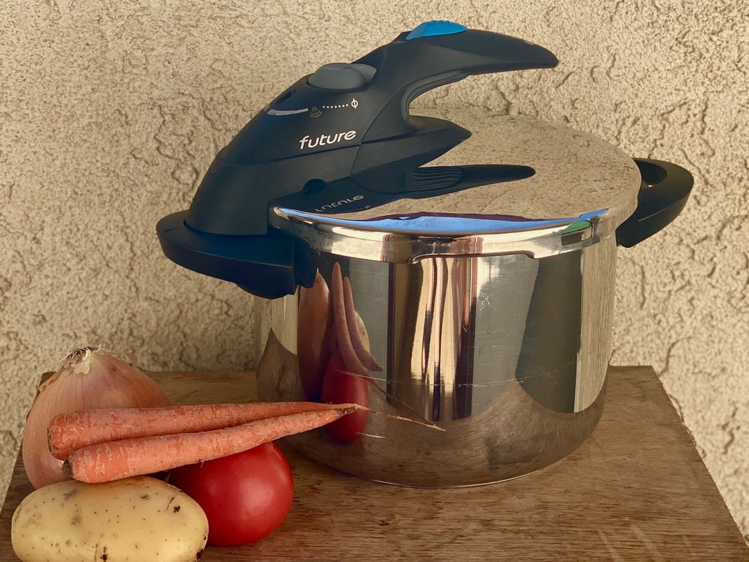 FAGOR Pressure Cooker 8Q Stainless Steel Pot Instant Covered Stockpot ...