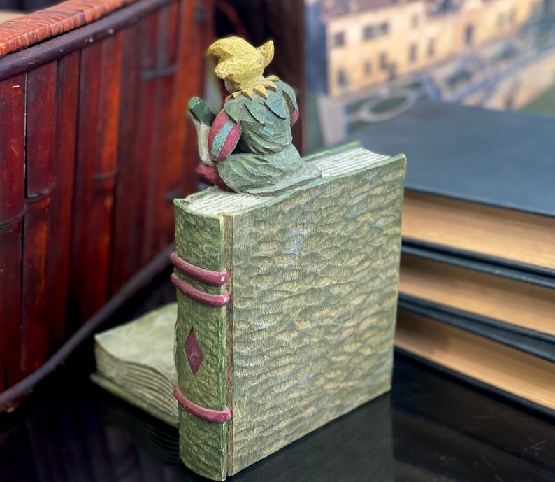 Jester Bookend Library Shelf Decor Statue Rustic Renaissance Fool ...