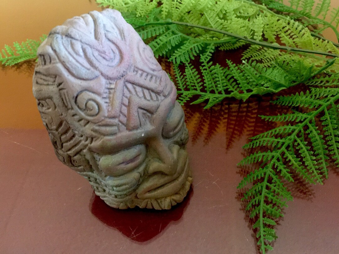 Polynesian Totem Head Statue Ancient Tiki Face Idol Tribal God Deity ...
