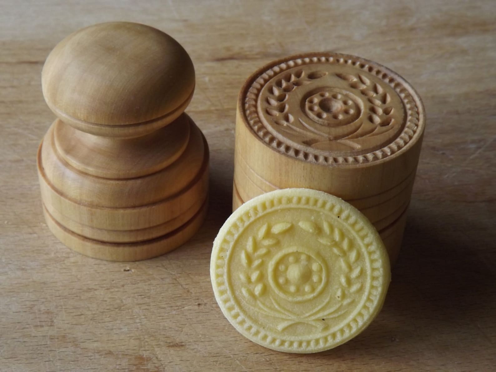 CORZETTI PASTA Stamp = 1 Handle + 1"garland" Stamp Handturned ...