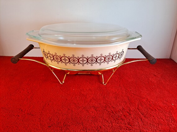 Vintage Pyrex Olive Medallion Oval Casserole With Warm Cradle - Etsy