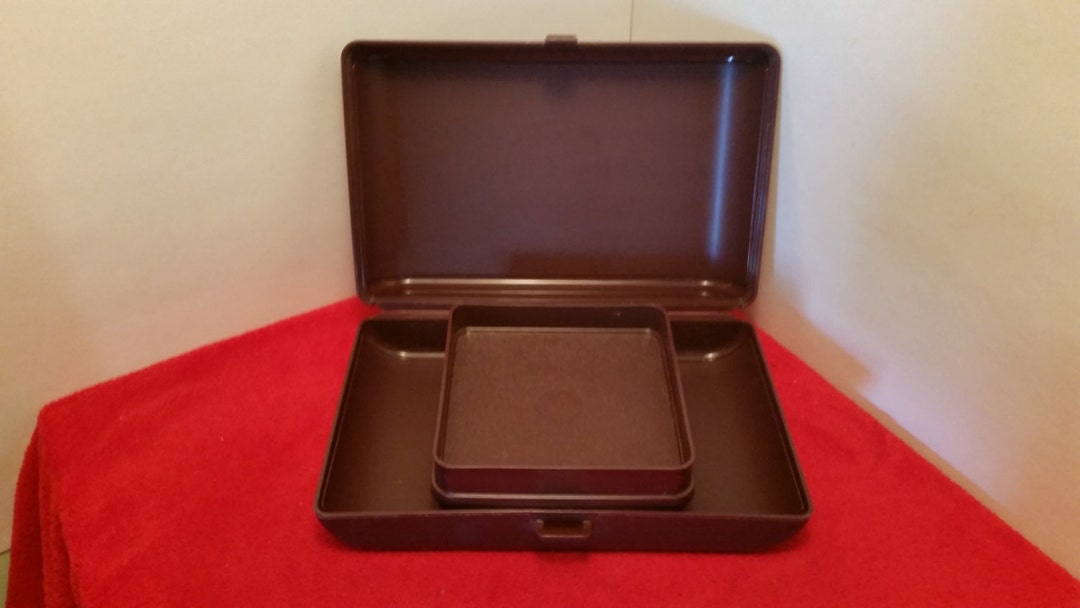 Tupperware Valet, Tuppercraft Jewelry, Crafts, First-aid Kit ...